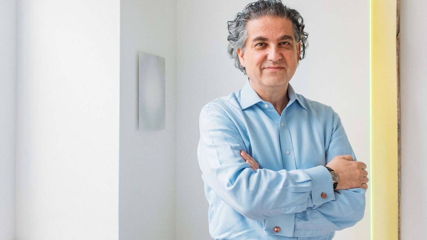 Andrew Renton | Verse