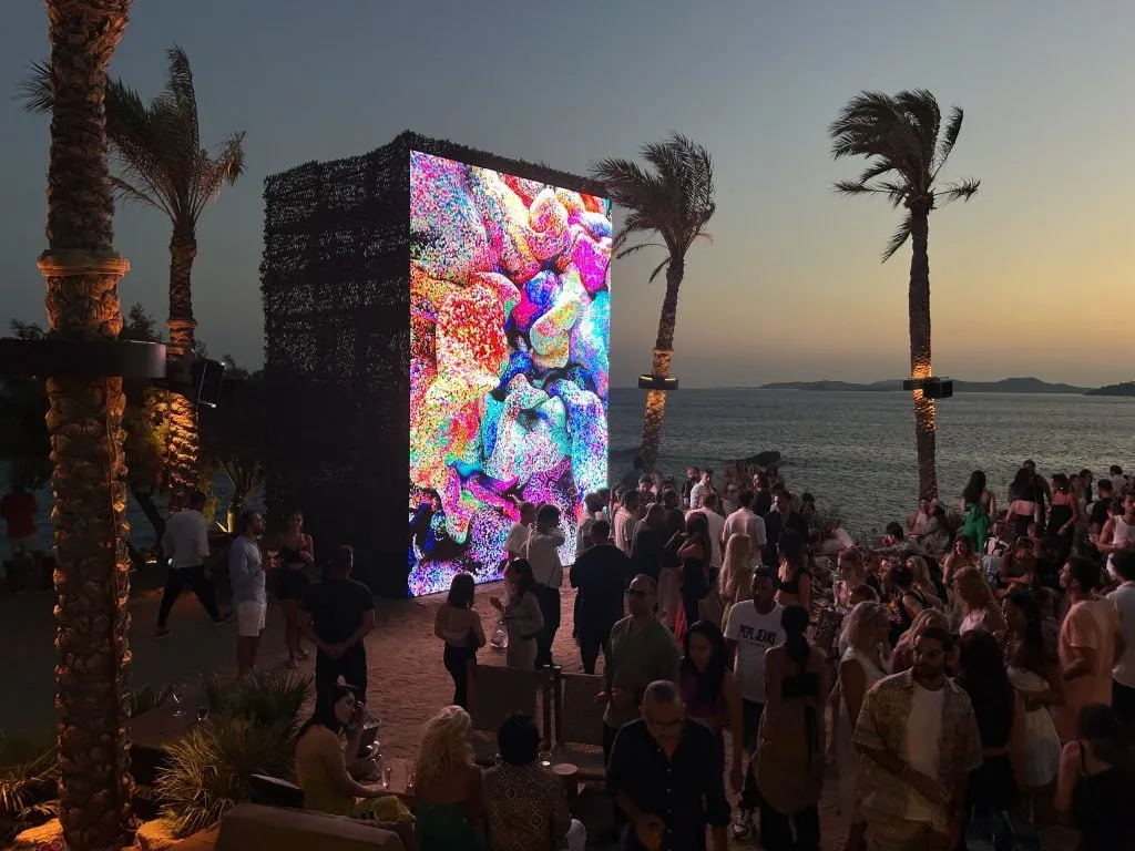 Unsupervised — Machine Hallucinations — MoMA Dreams by Refik Anadol | Verse